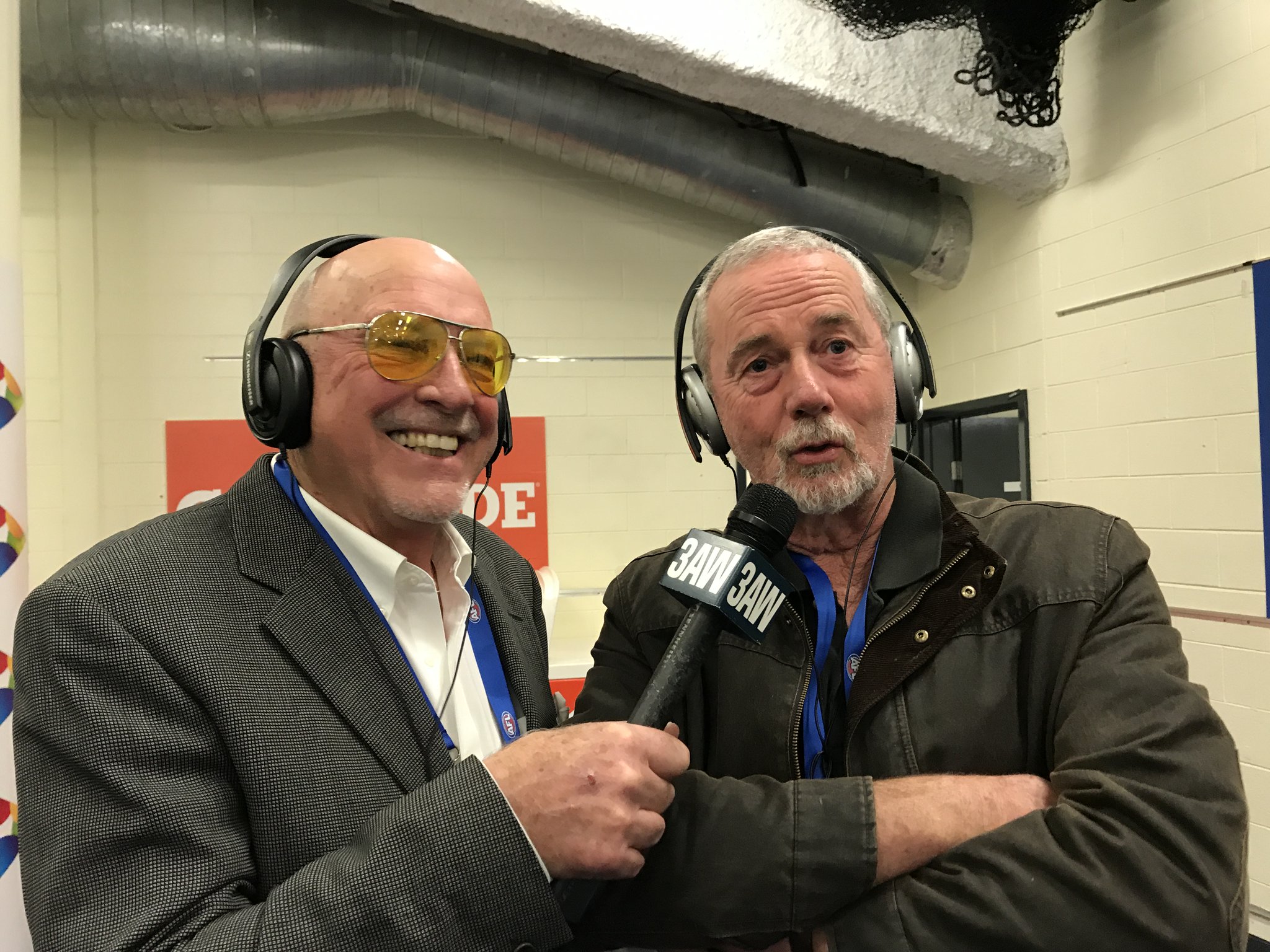 Rex Hunt makes his return to commentary in EJ Whitten Legends game