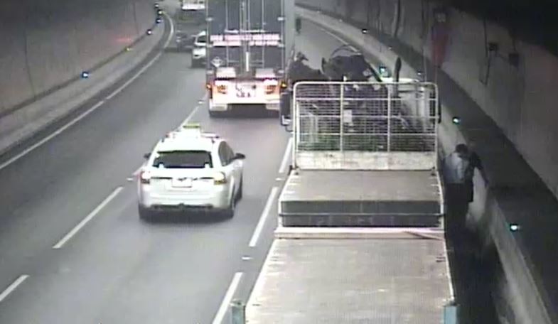 Burnley Tunnel Collision Forces Peak Hour Lane Closure