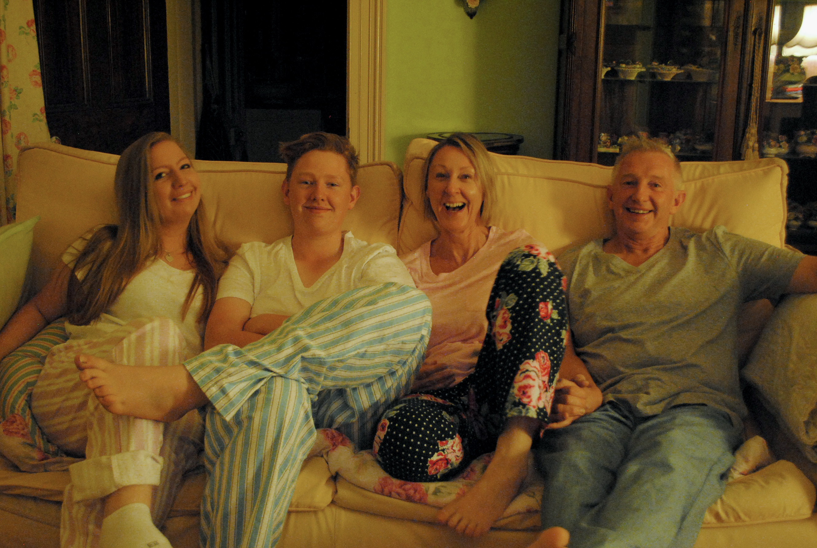 PHOTOS: Dee Dee’s annual Easter pyjama tradition – 3AW