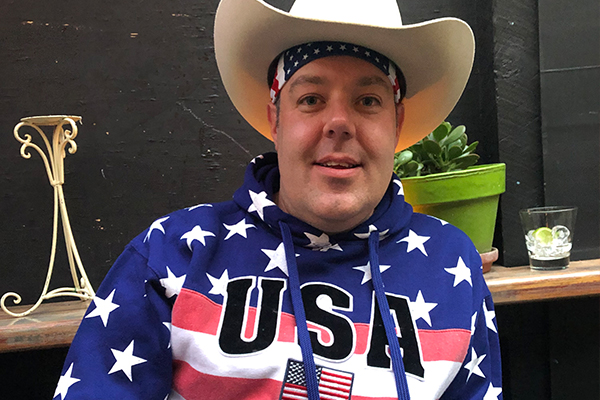 Shane McInnes shares his lean mean turkey meatloaf recipe! - 3AW