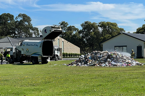 Flaming garbage dumped on Frankston church lawn - 3AW