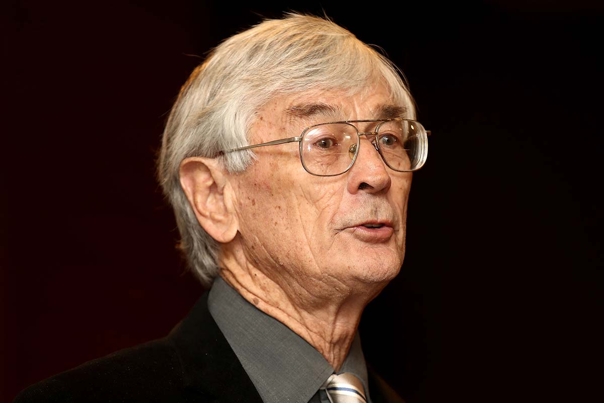 Dick Smith on being 'dumb' and his 'very selfish' addiction