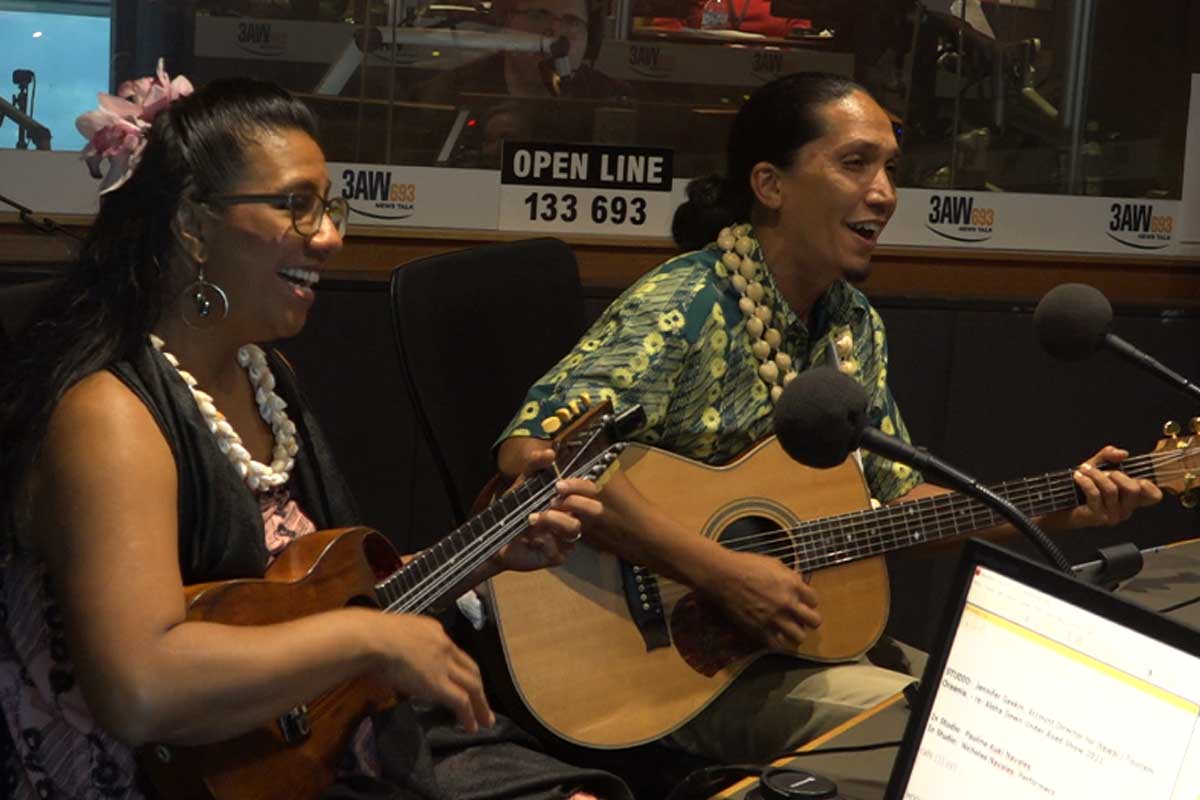 Dee Dee learns more about Aloha Down Under (and is joined for a special ...