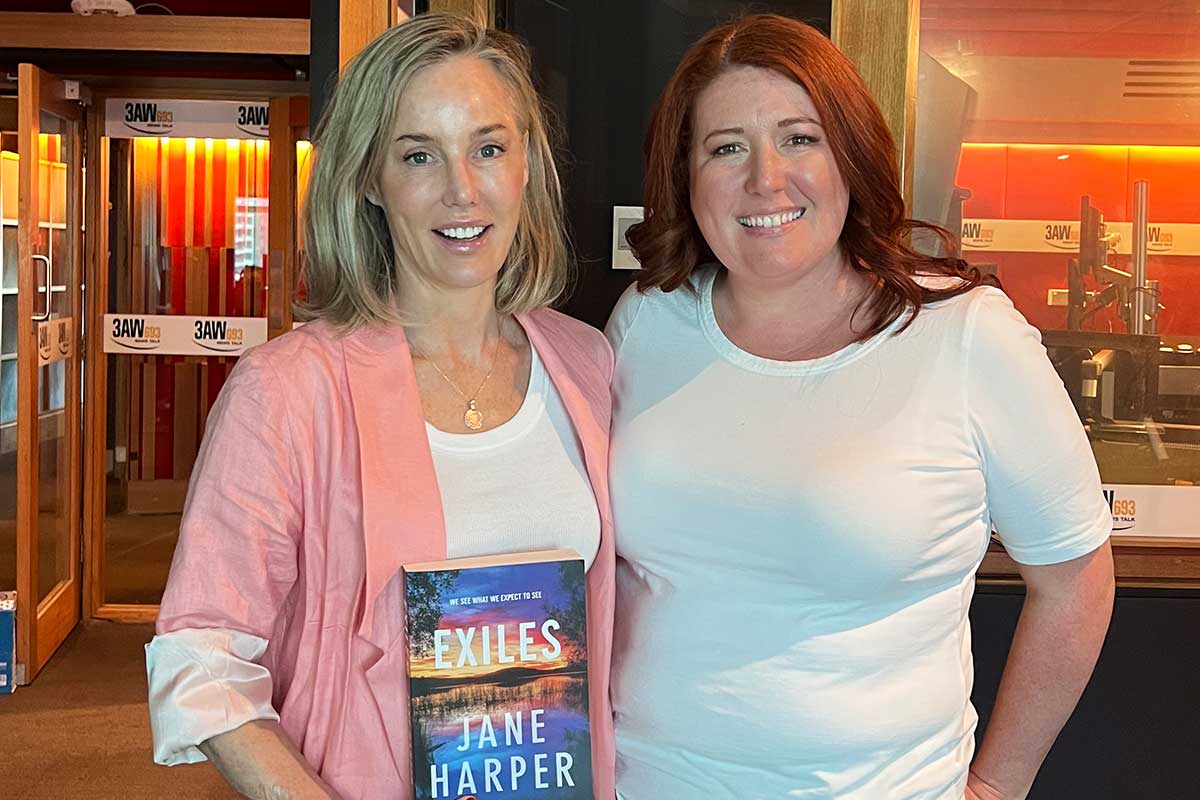 Best-selling author Jane Harper joins Elise Elliott in studio