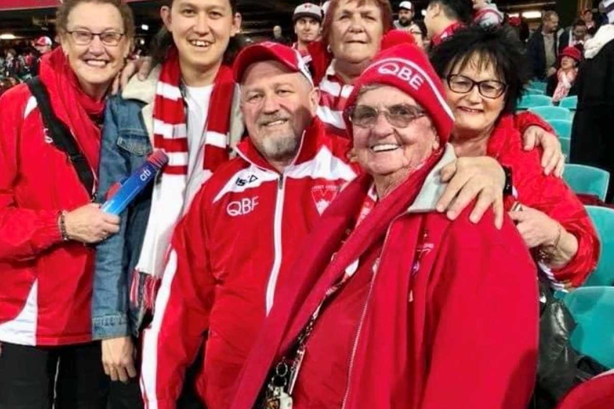 Sydney superfan gran speaks with 3AW!