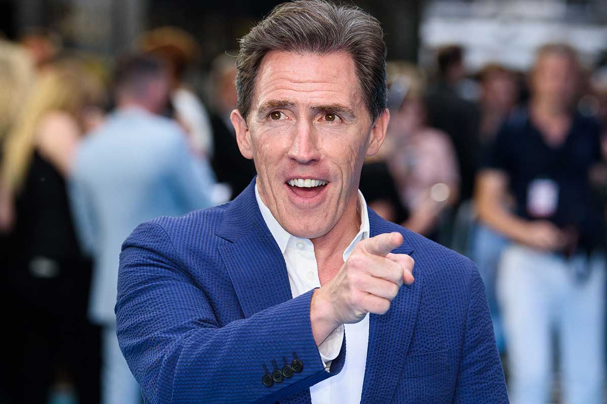 British comedian Rob Brydon joins Ross and Russel!