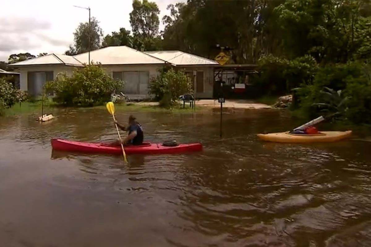 Residents On Wrong Side Of Echuca Flood Levee Consider Legal Action Flipboard