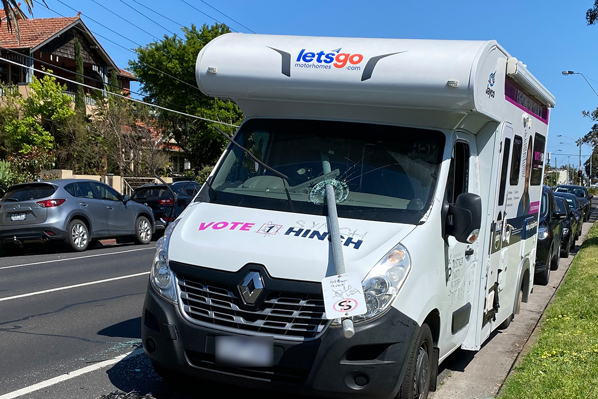 Derryn Hinch's 'justice bus' smashed up and vandalised