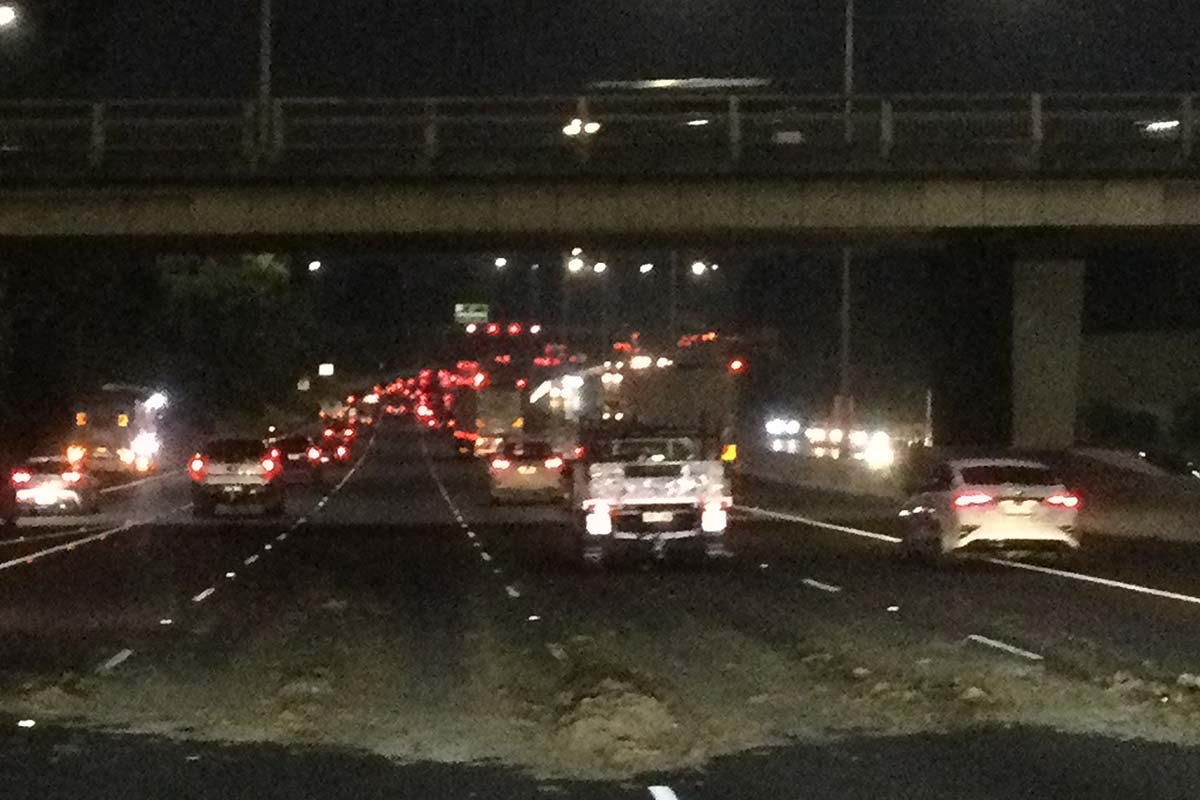 Poo spill causes Monash Freeway mayhem