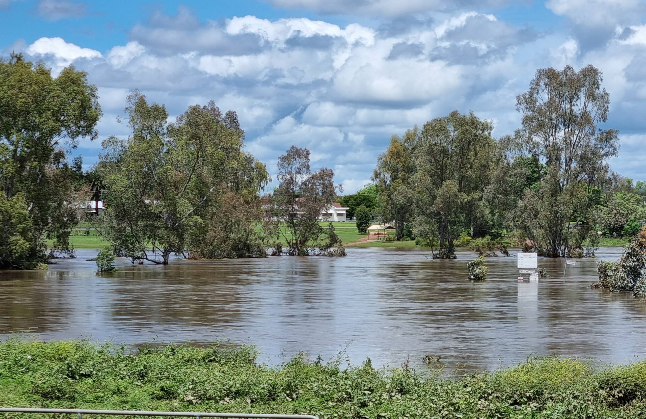 Farmers push for flood review - 3AW