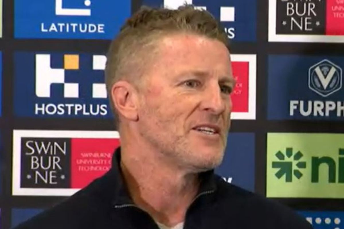 Damien Hardwick addresses the media following bombshell coaching decision