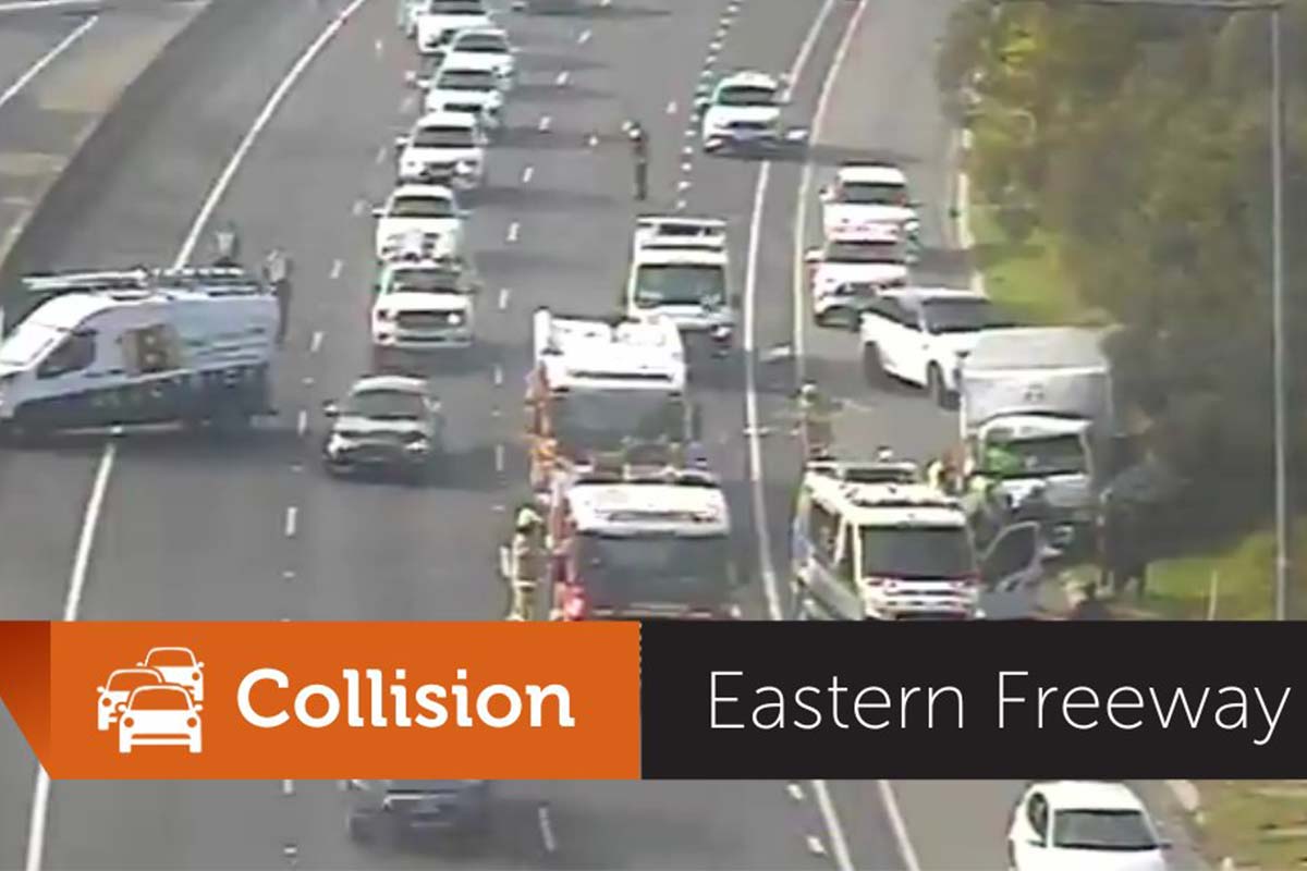 BREAKING: Major crash on Eastern Freeway