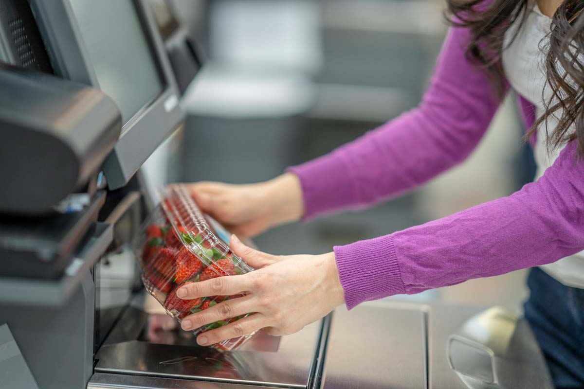 Coles executive responds to claim self-checkouts are putting staff out ...