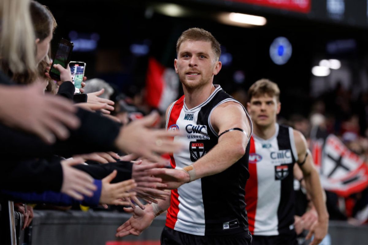 Seb Ross gives high praise to coach Ross Lyon and several Saints teammates!