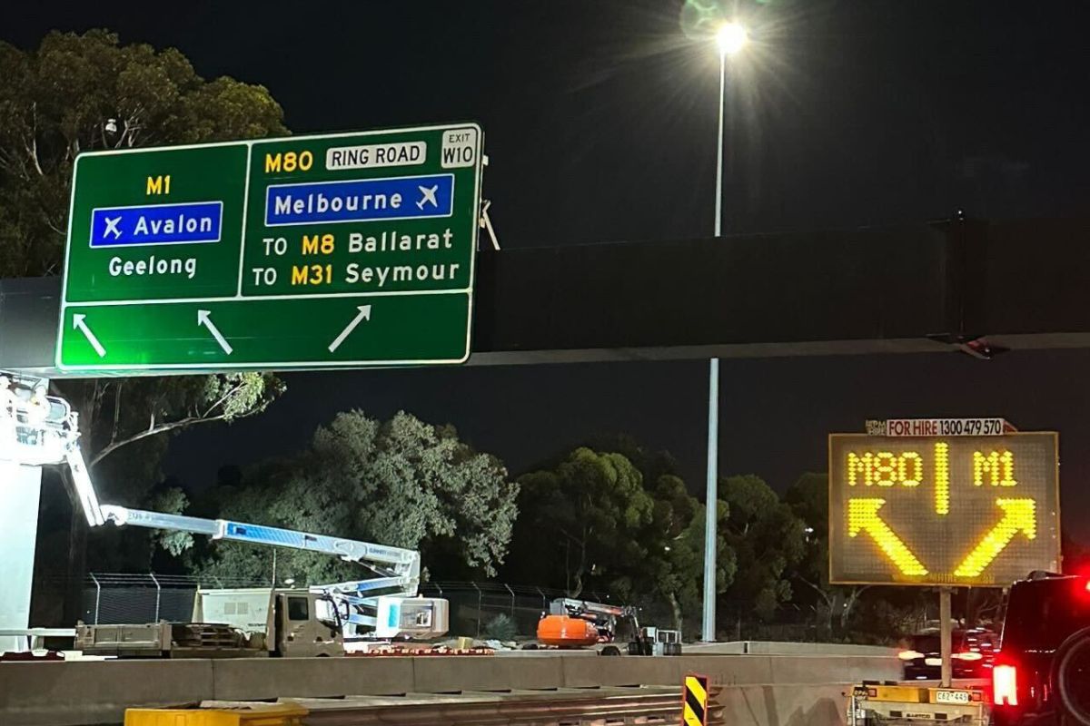 Is this Melbourne's most confusing road sign?