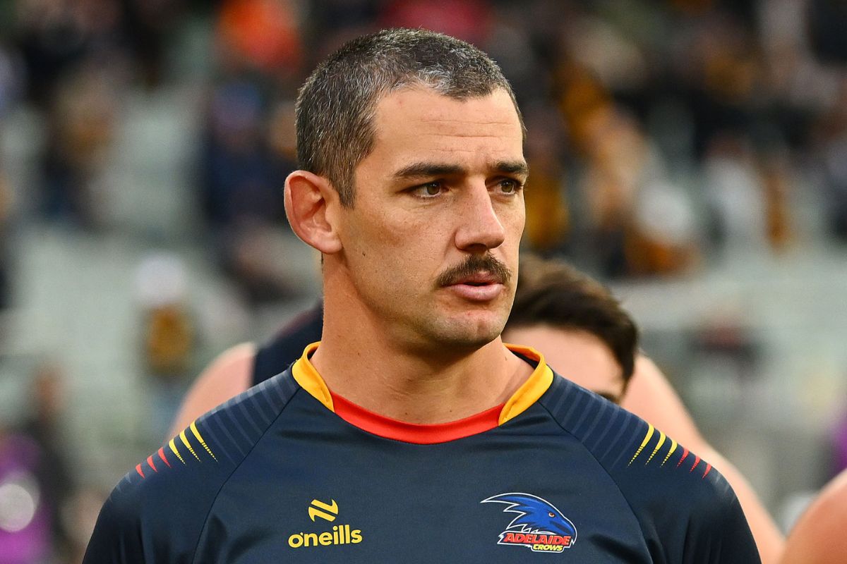 The two big Melbourne clubs who would be 'mad' not to go after Taylor ...