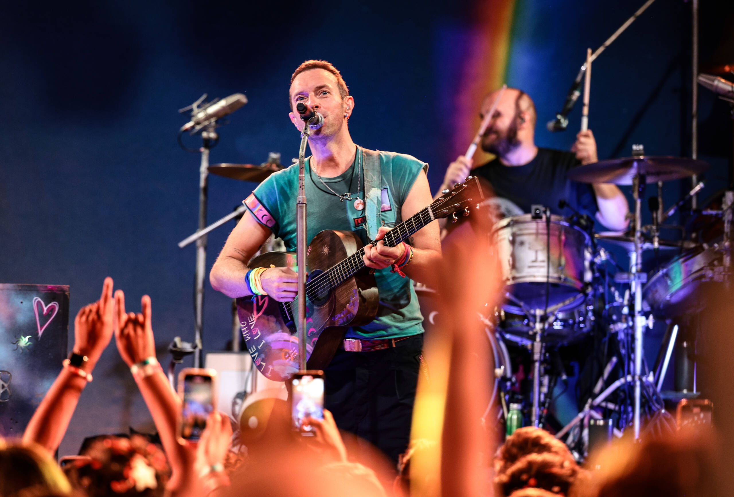 Coldplay experiences 'unfortunate first' at Marvel Stadium