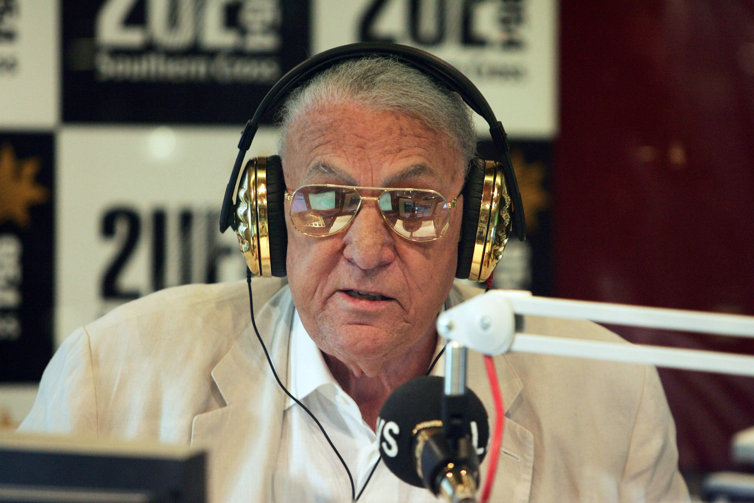 3AW Breakfast's top seven John Laws moments as he hangs up mic