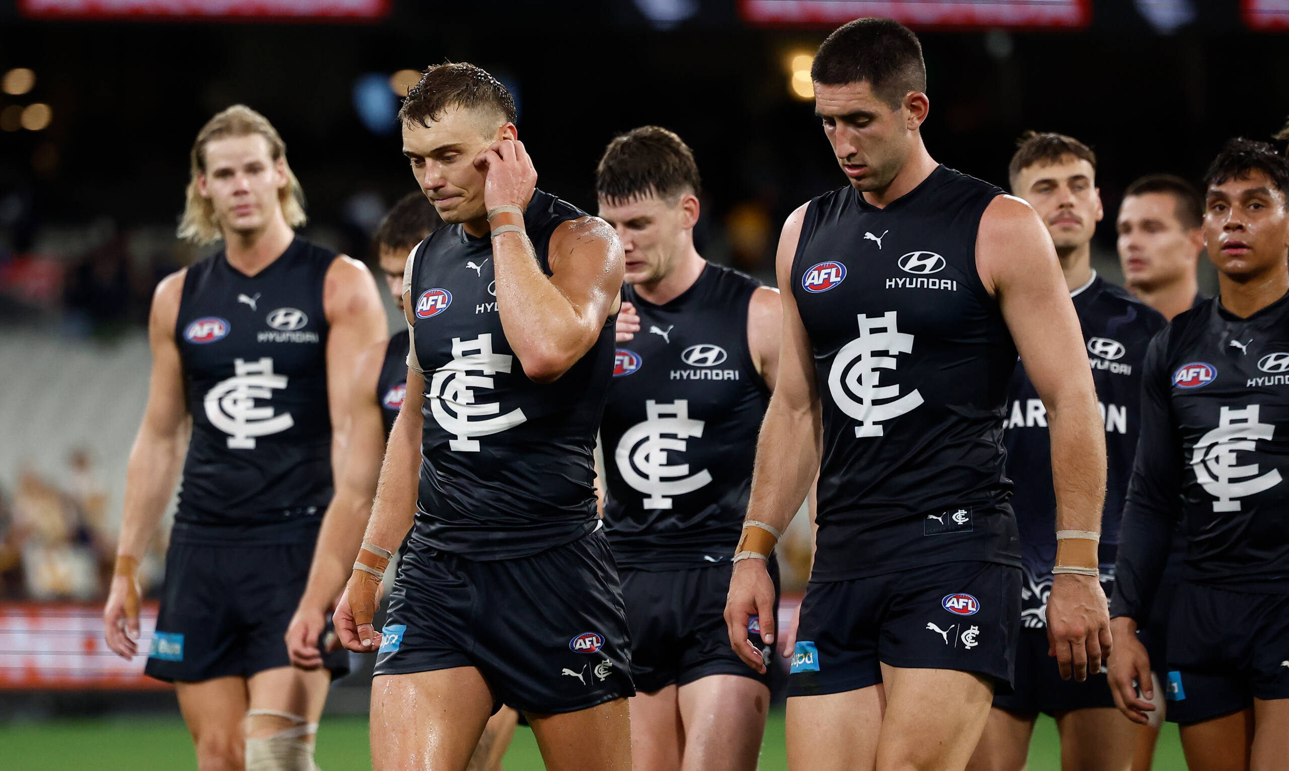 Carlton fan LOSES IT on 3AW talkback line after loss to Hawthorn