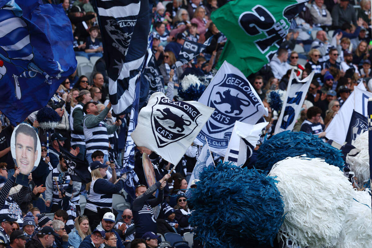 'They can't even fill Geelong': Tony Shaw turns up the heat on Cats ...
